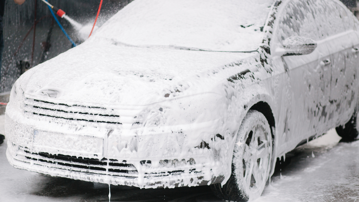 DIY Car Detailing Tips for Beginners [Step-by-Step] - Auto Curious